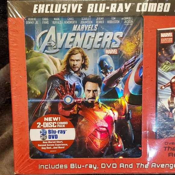 Marvel | Media | Marvels Avengers Exclusive Bluray Combo Pack Gift Set ...